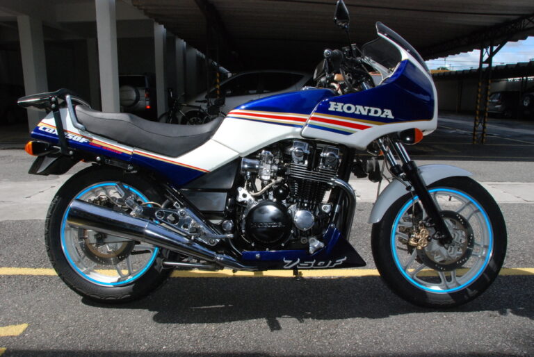 7 galo: Honda CBX 750F. História, modelos e curiosidades