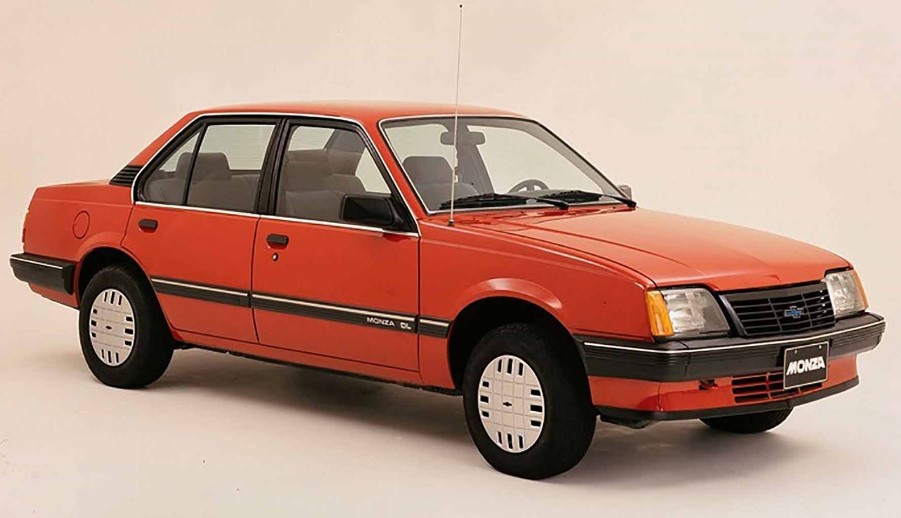 Chevrolet Monza: confira a história desse clássico dos anos 80