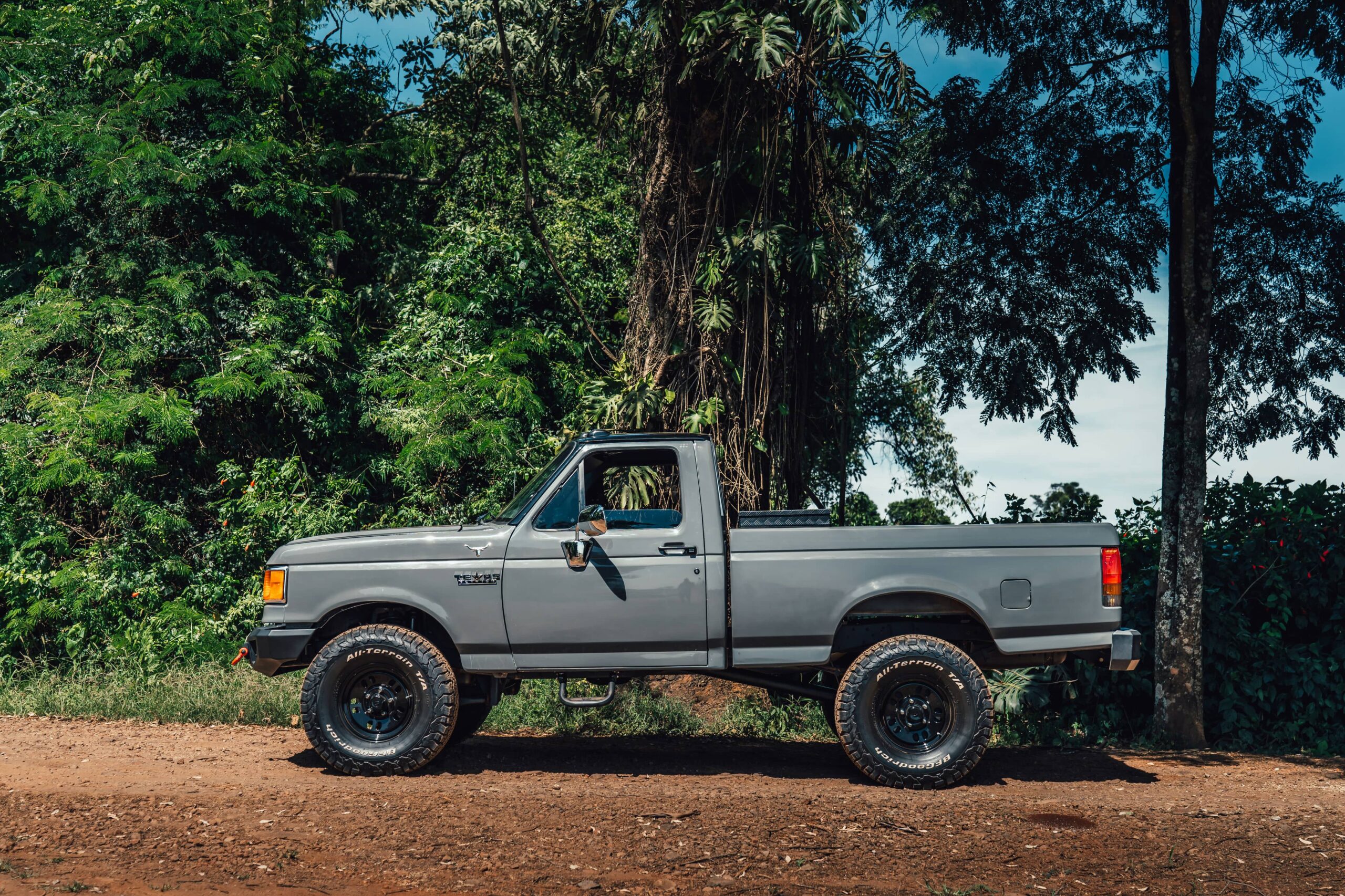 Ford F1000 no Brasil. Uma Camionete que Deixou Saudades.