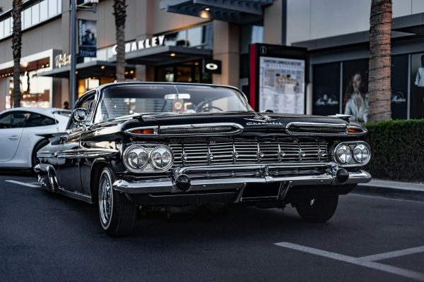 Chevrolet Impala: Uma Jornada de Elegância e Potência - Retornar ...
