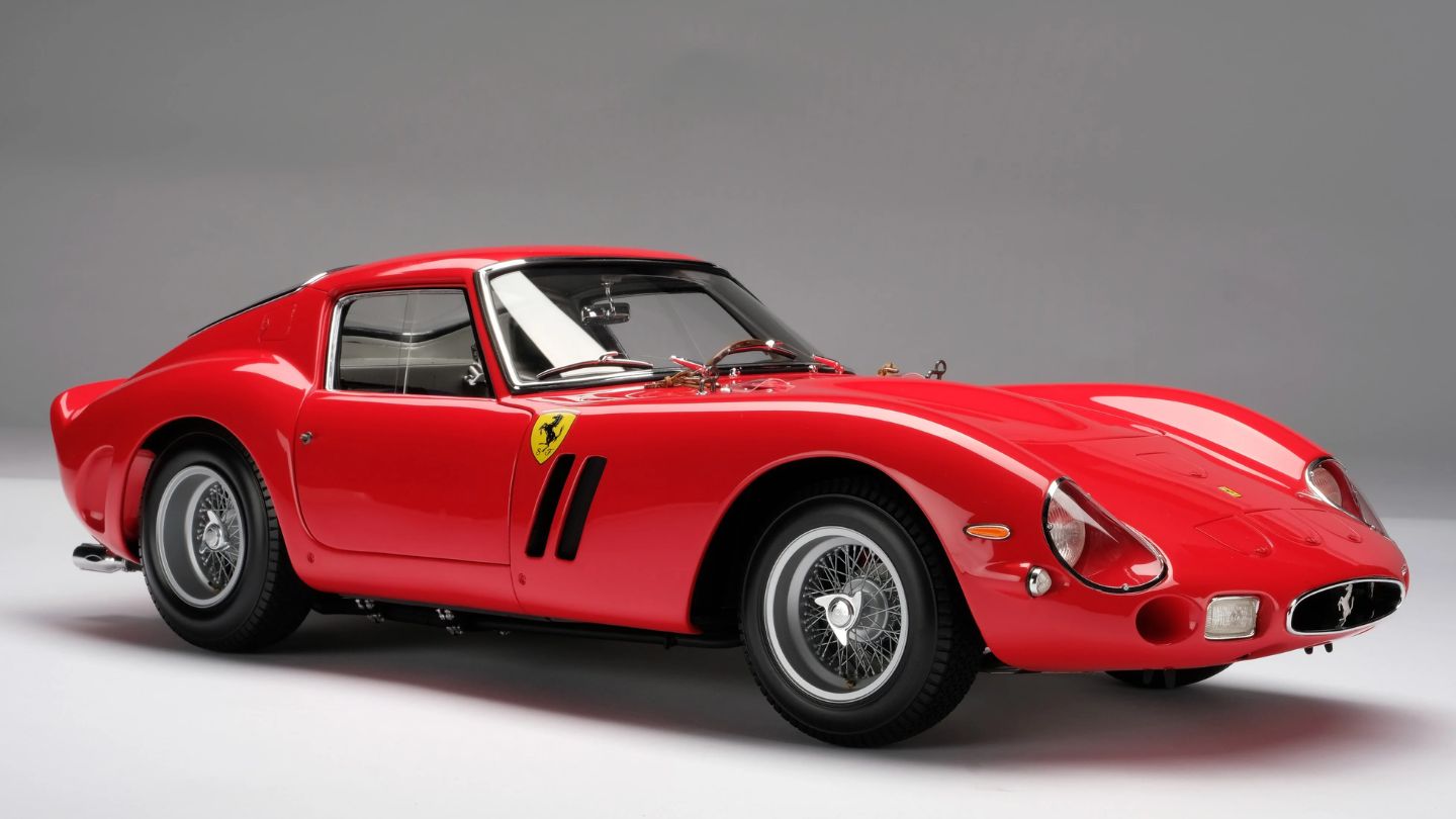 As Duas Faces da Ferrari GTO: História, Exclusividade e Poder ...